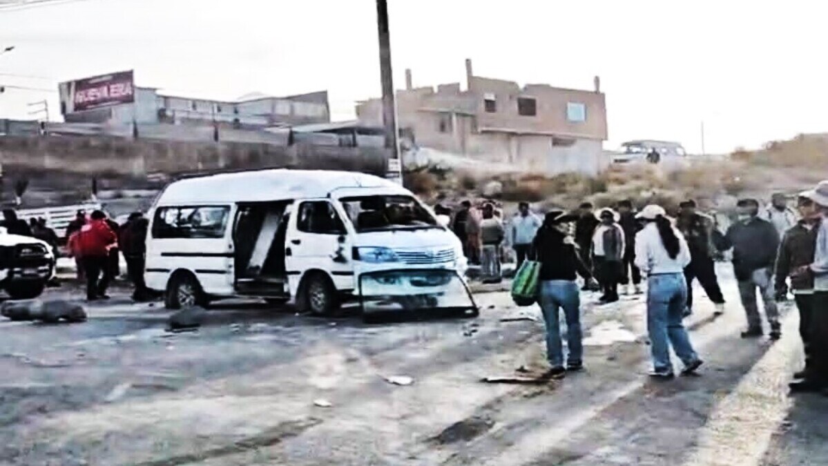 Arequipa: dos pasajeros graves tras choque en Cono Norte que dejó 15 ...